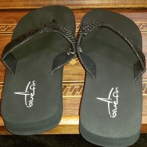 Bluefin | Shoes | Bluefin Sandals | Poshmark